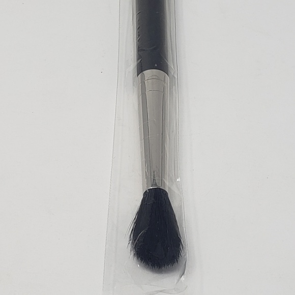 MAC Cosmetics | Makeup | New Rare Authentic Mac 224 Blending Brush ...
